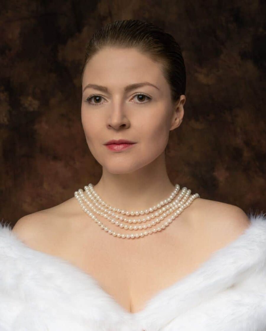 Ischa Bee - Talent Management Group